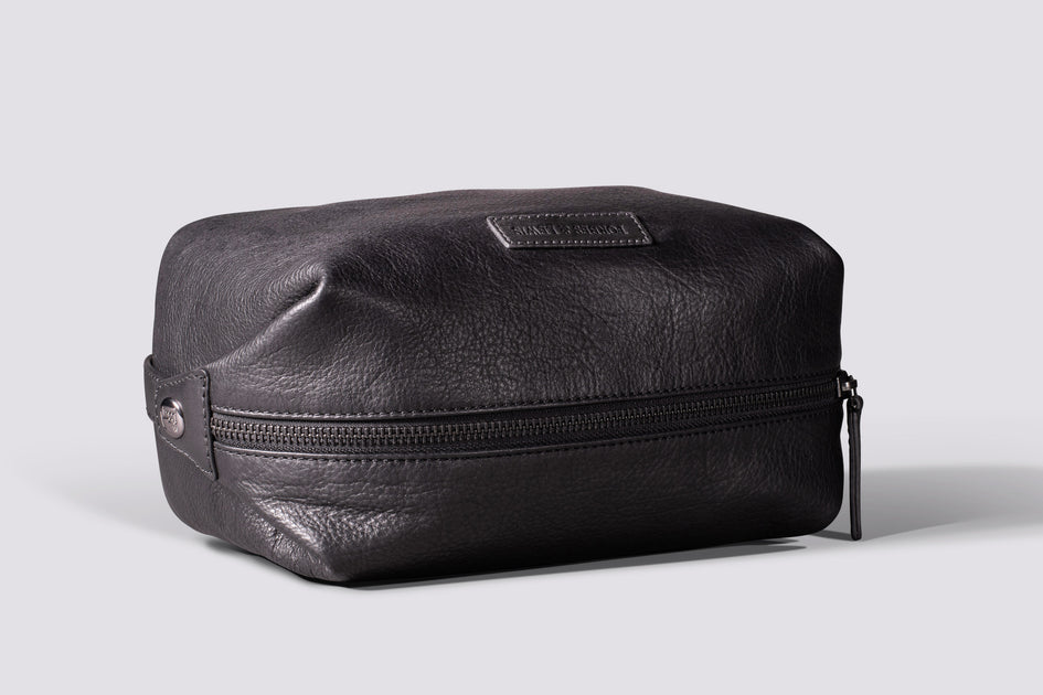 Somerset Wash Bag | Black Leather – Forbes & Lewis